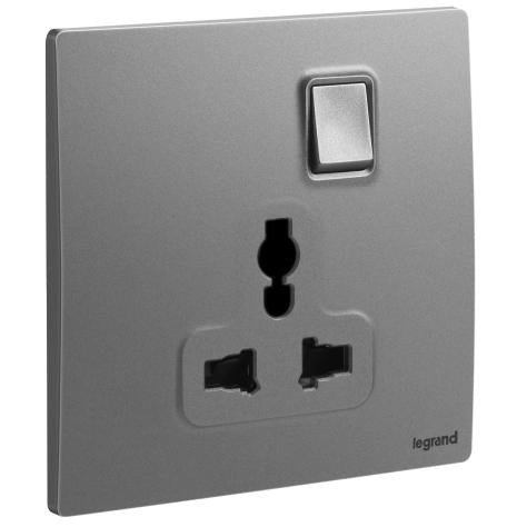 Mallia Senses Multistandard 1-Gang Socket 2P+E - 16 A | electrical.mu